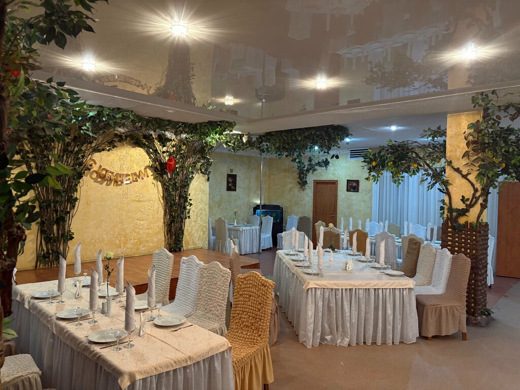 Kafe Viktoriya Aragvy, Orel, foto