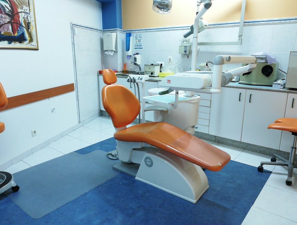 Özel ağız ve diş sağlığı klinikleri ve muayenehaneleri Ips Clínica Dental, Pontevedra, foto