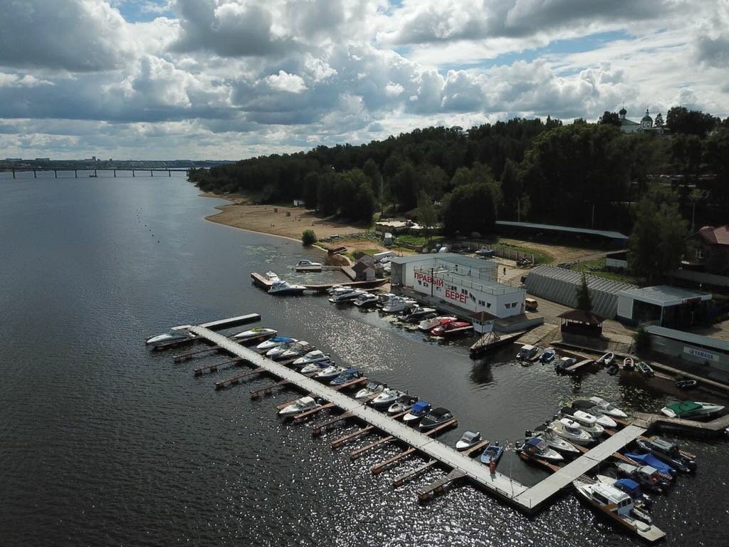 Tekne, kayık, yat Vsc Pravy bereg, Kostroma, foto