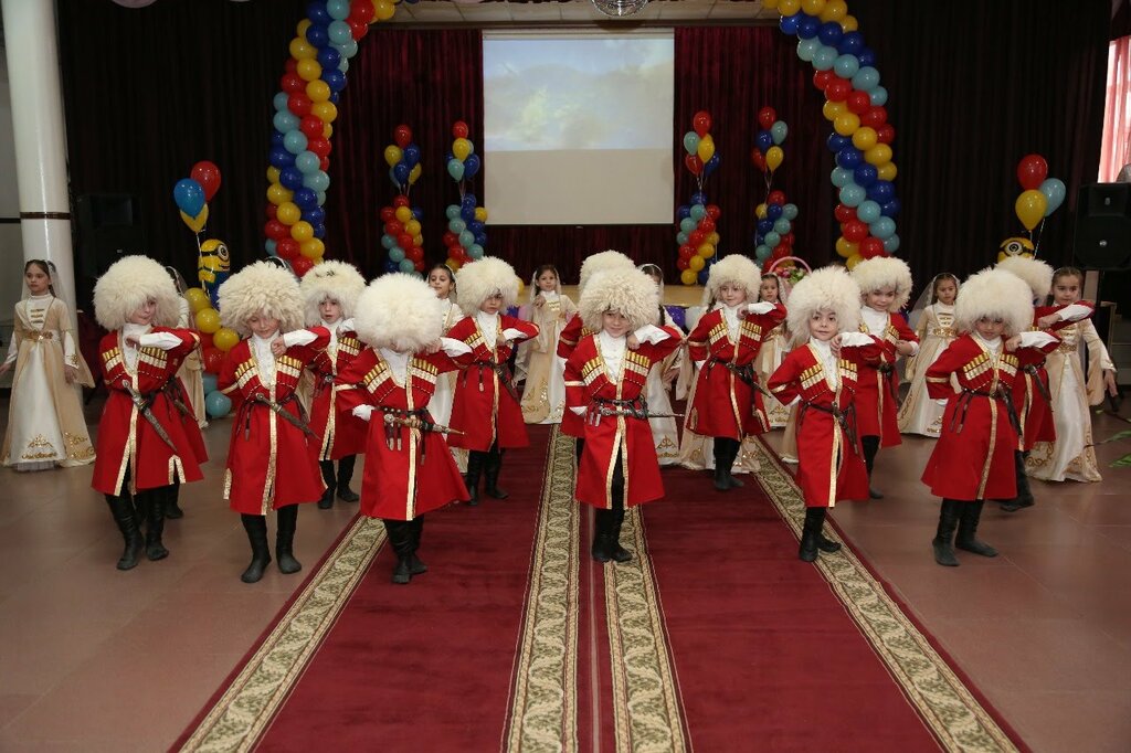 Fen lisesi, sosyal bilimler lisesi Gimnaziya № 3, Gudermes, foto