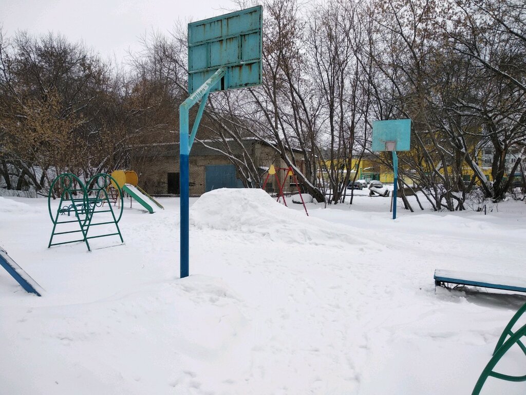Spor alanı Баскетбольная площадка, Novosibirsk, foto