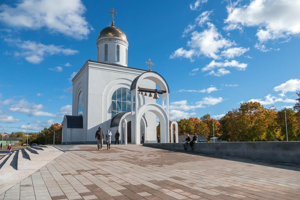 Ortodoks kiliseleri Narva Kaheteistkümne Püha Apostli kogudus, Narva, foto