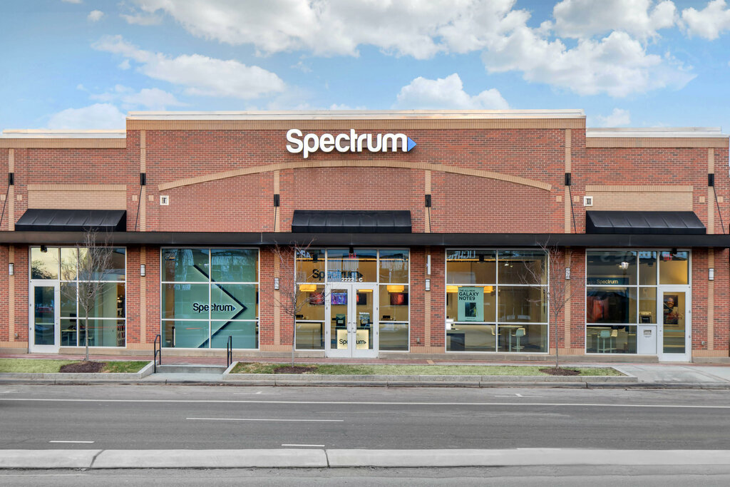 Cep telefonu ve aksesuarları satış mağazaları Spectrum, Charlotte, foto