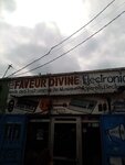 Faveur Divine Électronic (Brazzaville, Avenue des Trois Martyrs), enstrüman mağazaları  Brazzaville'den