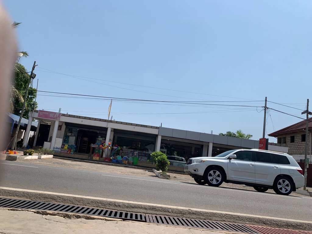 Süpermarket Ekt shopping Mart, Akra, foto
