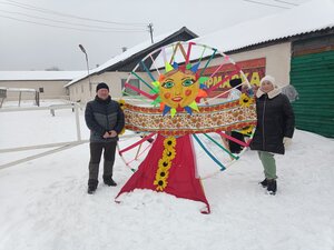Kolhoznyj klub (Vladimir Region, munitsipalnoye obrazovaniye Petushinskoye, derevnya Krutovo), restaurant  Vladimirskaya oblastından