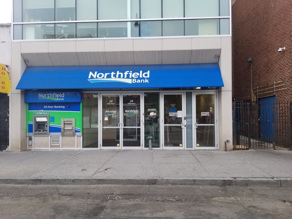 ATM'ler Northfield Bank, New York, foto
