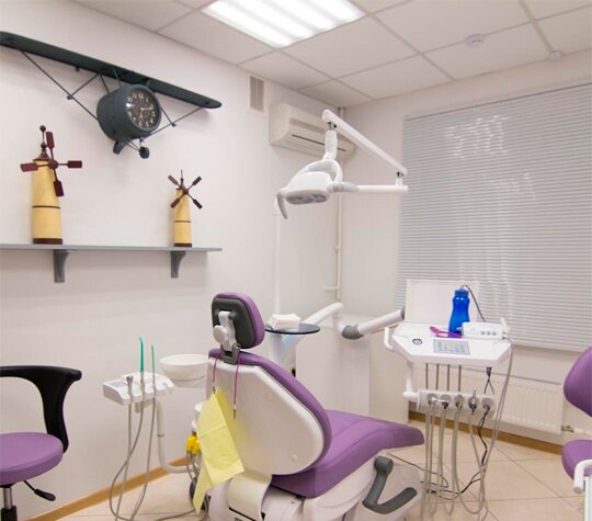 Özel ağız ve diş sağlığı klinikleri ve muayenehaneleri Zed V Kube, Krasnodar, foto