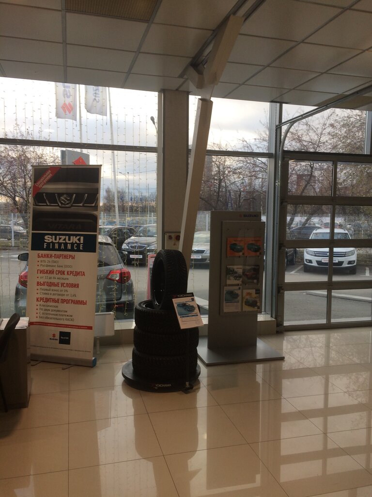 Otomobil servisi Suzuki Lucky Motors, Yekaterinburg, foto
