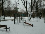 Спортивная площадка (ulitsa Akademika Kargina No:32, Mytischi), spor alanı  Mytişçi'den