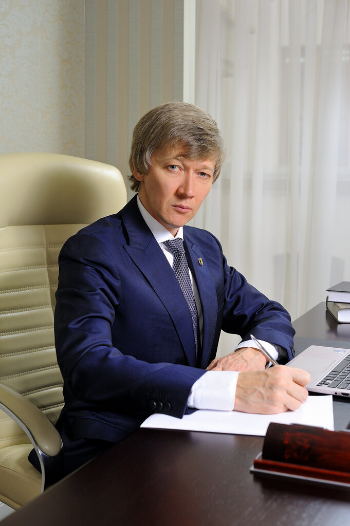 Avukatlar Адвокат Сергей Ховатов, Omsk, foto