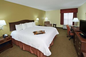 Hampton Inn Jasper (Indiana, Dubois County, Jasper), otel  Jasper'dan