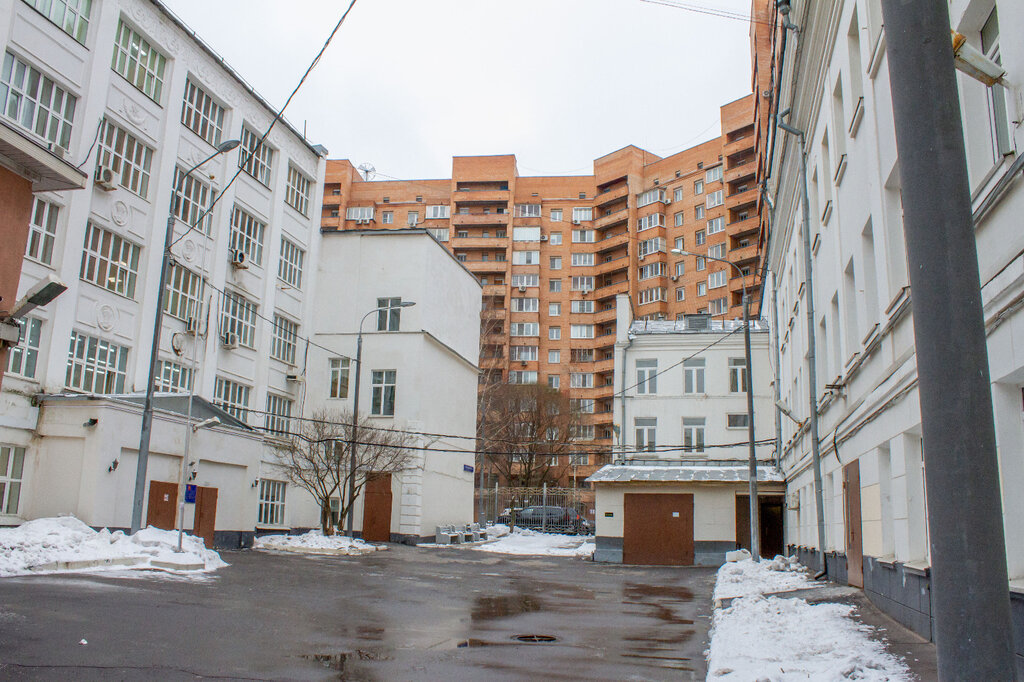 Yüksekokul Moskovsky avtomobilno-dorozhny kolledzh im. A. A. Nikolayeva, Moskova, foto