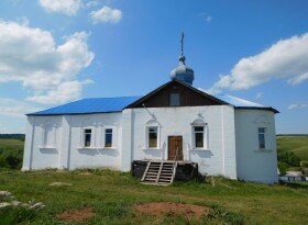 Церковь Рождества Христова (Ulyanovsk Region, Maynskiy rayon, Staromaklaushinskoye selskoye poseleniye, selo Staryye Maklaushi), ortodoks kiliseleri  Ulyanovskaya oblastından