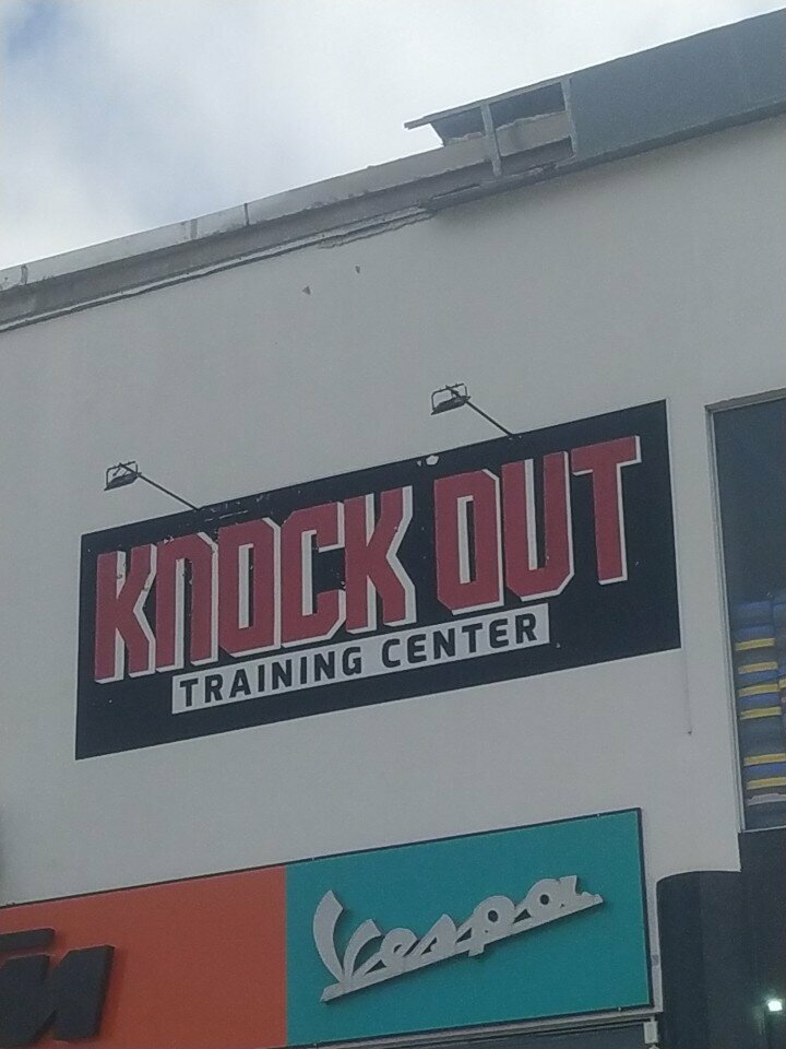 Eğitim merkezleri Knock out Training Center, Santa‑Krus, foto