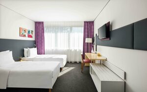 Lindner Hotel & Sports Academy (Hesse, Frankfurt am Main, Otto-Fleck-Schneise, 8), otel  Hesse'den