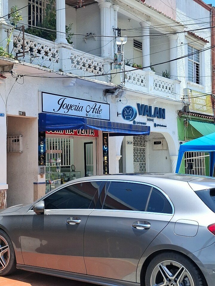 Sanat galerisi Art Jewelry, Cali, foto