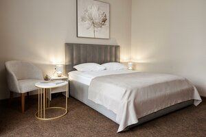 Grand Kavkaz (ulitsa Tarchokova No:2, Nalchik), otel  Nalchik'ten