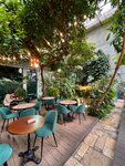Secret Garden (Kamennoostrovskiy Avenue No:42), kahve dükkanları  Saint‑Petersburg'dan