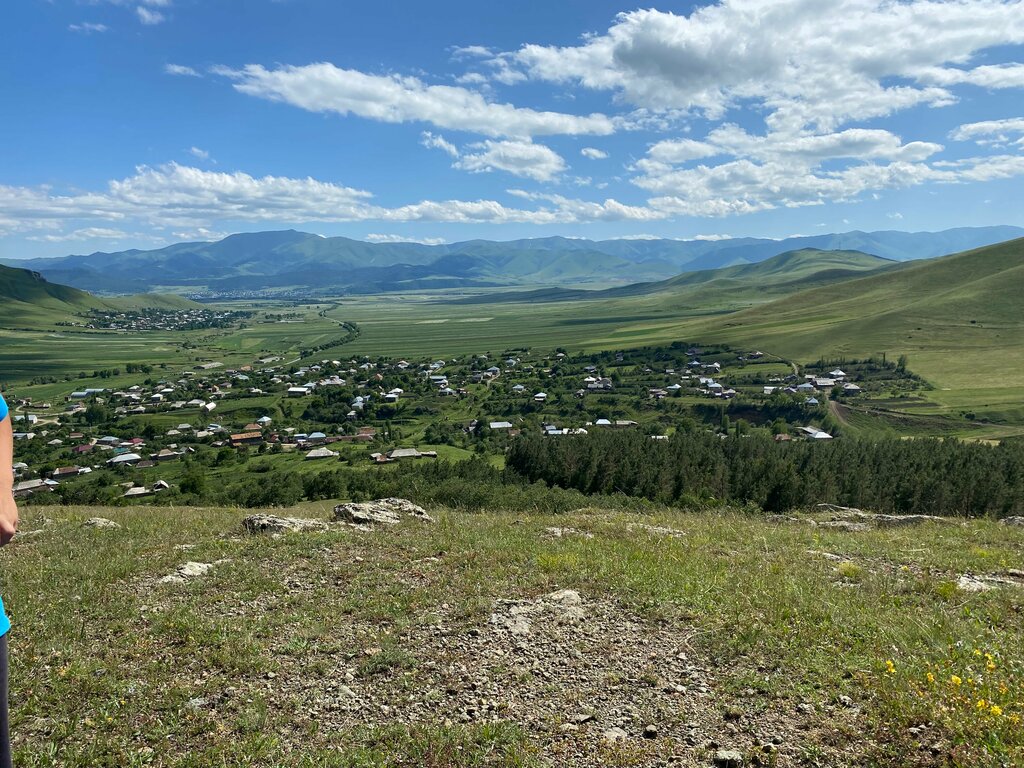 Dağ zirvesi Odzabner, Lori, foto