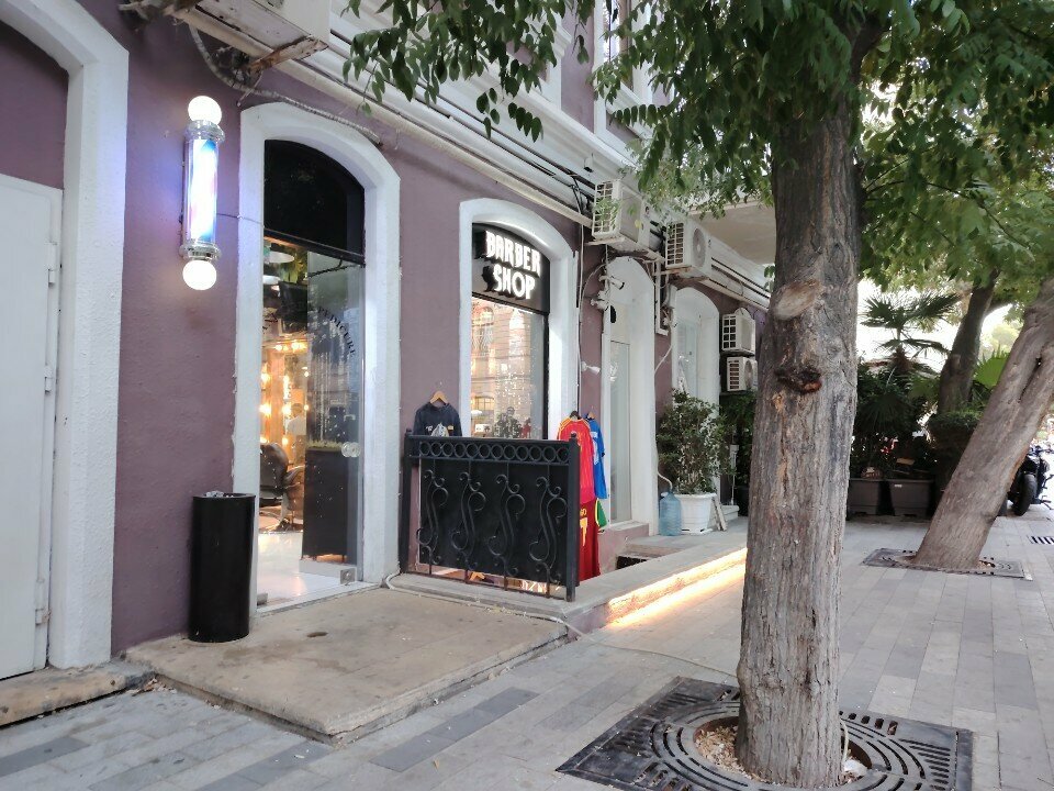 Güzellik salonu Bronkh barbershop, Bakü, foto