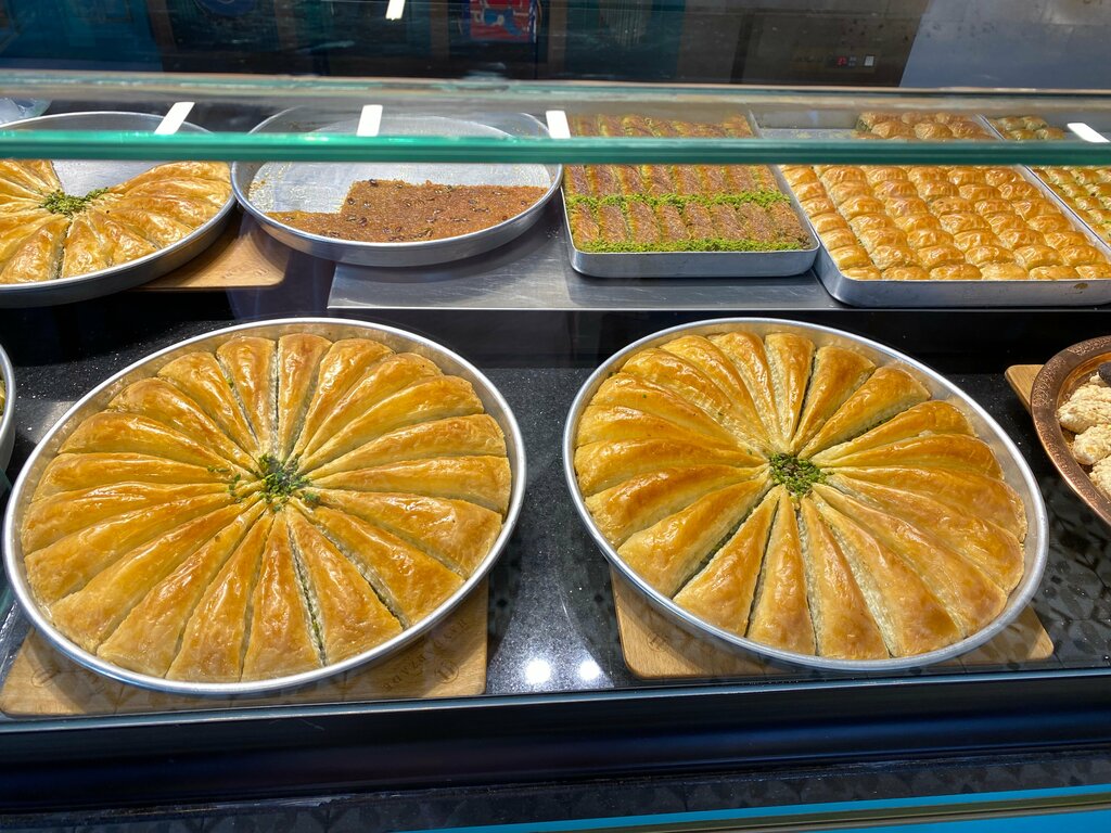 Pasta, şekerleme ve tatlı Haydarzade Künefe Katmer Baklava, Alanya, foto