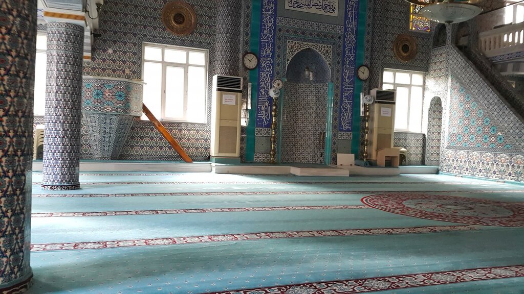 Cami Gazi Mahallesi Merkez Cami, İstanbul, foto