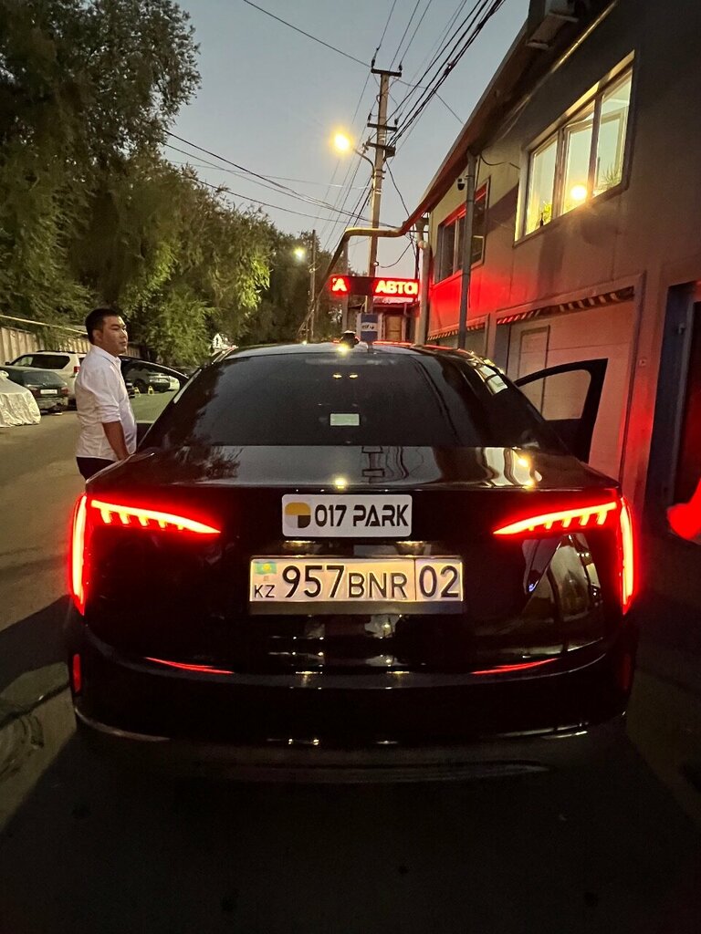 Oto kiralama A-Motors, Almatı, foto