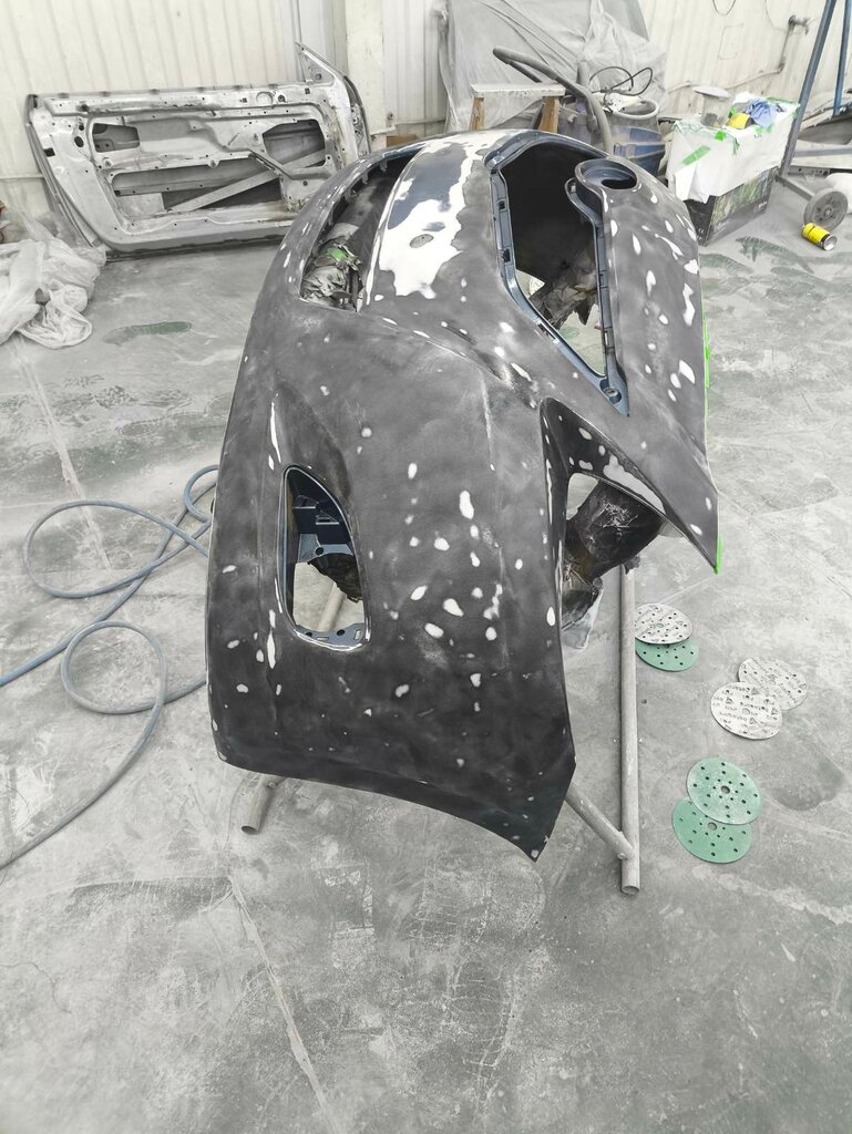 Araba boyama Kuzov Help, Minsk, foto