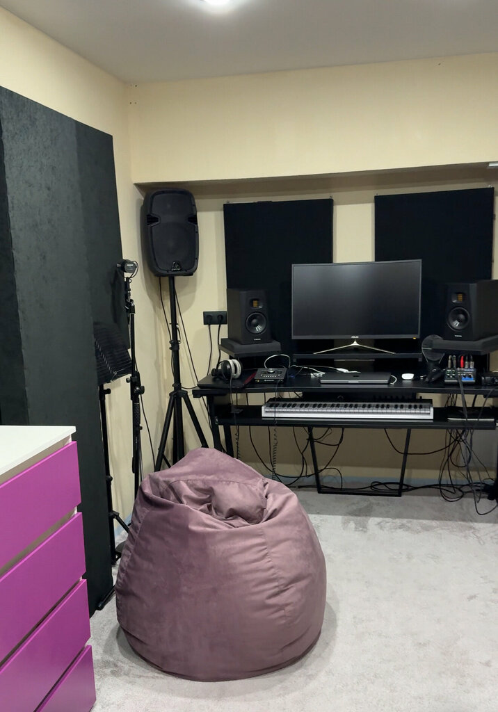 Müzik okulları ve konservatuarlar Авторская школа вокала Эльвиры Лютровник, Moskova, foto