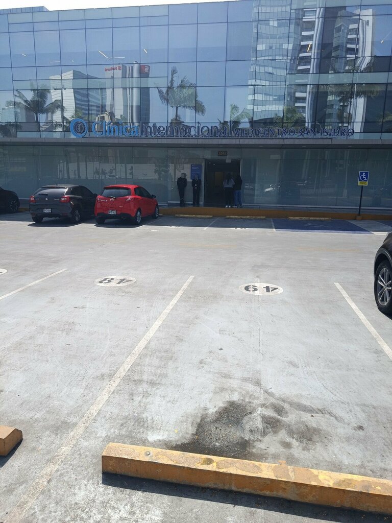 Tıp merkezleri ve klinikler Clínica Internacional Medicentro San Isidro, Lima, foto