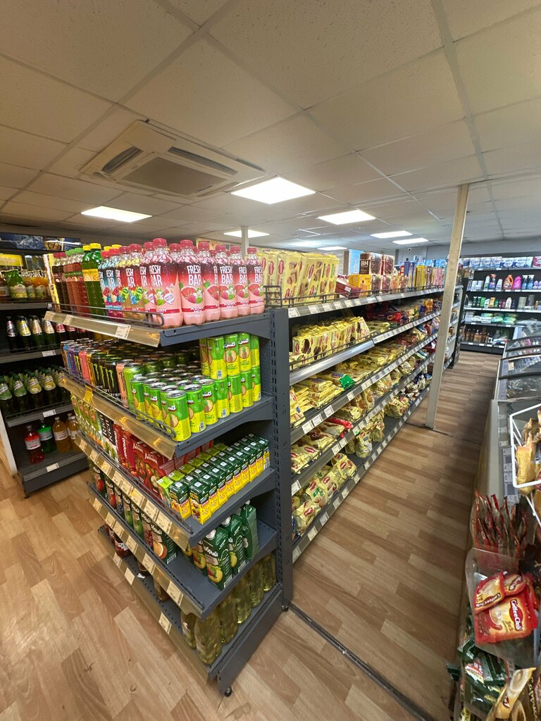 Süpermarket Минимаркет, Saint‑Petersburg ve Leningradskaya oblastı, foto