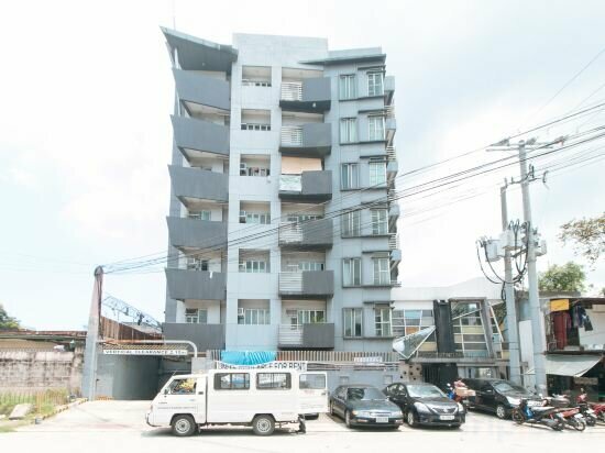 Otel RedDoorz Plus @ Banawe Quezon City Weekly Stay, Quezon Şehri, foto