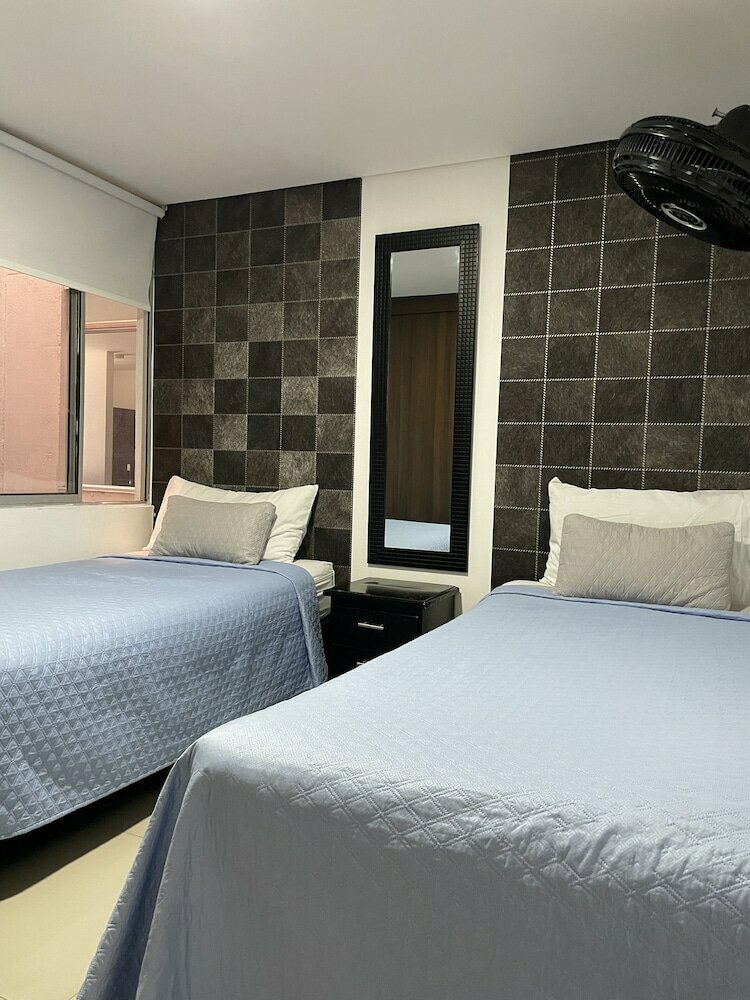 Otel Ovanna amoblados, Medellin, foto