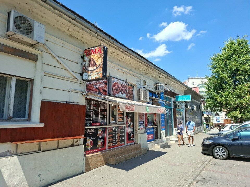 Fast food Uma, Novi Sad, foto