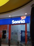 Sonría (Bogotá, 72nd Lane Avenue, 80-94/LC-3-44), özel ağız ve diş sağlığı klinikleri ve muayenehaneleri