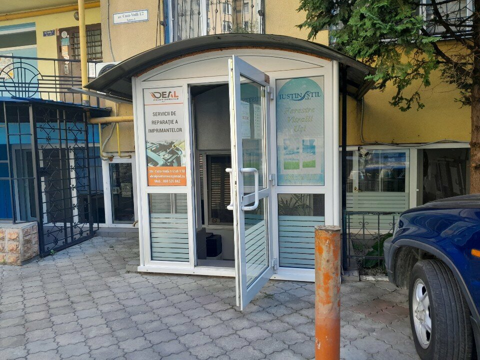 Yönetim ofisi Iustinstil, Kişinev, foto