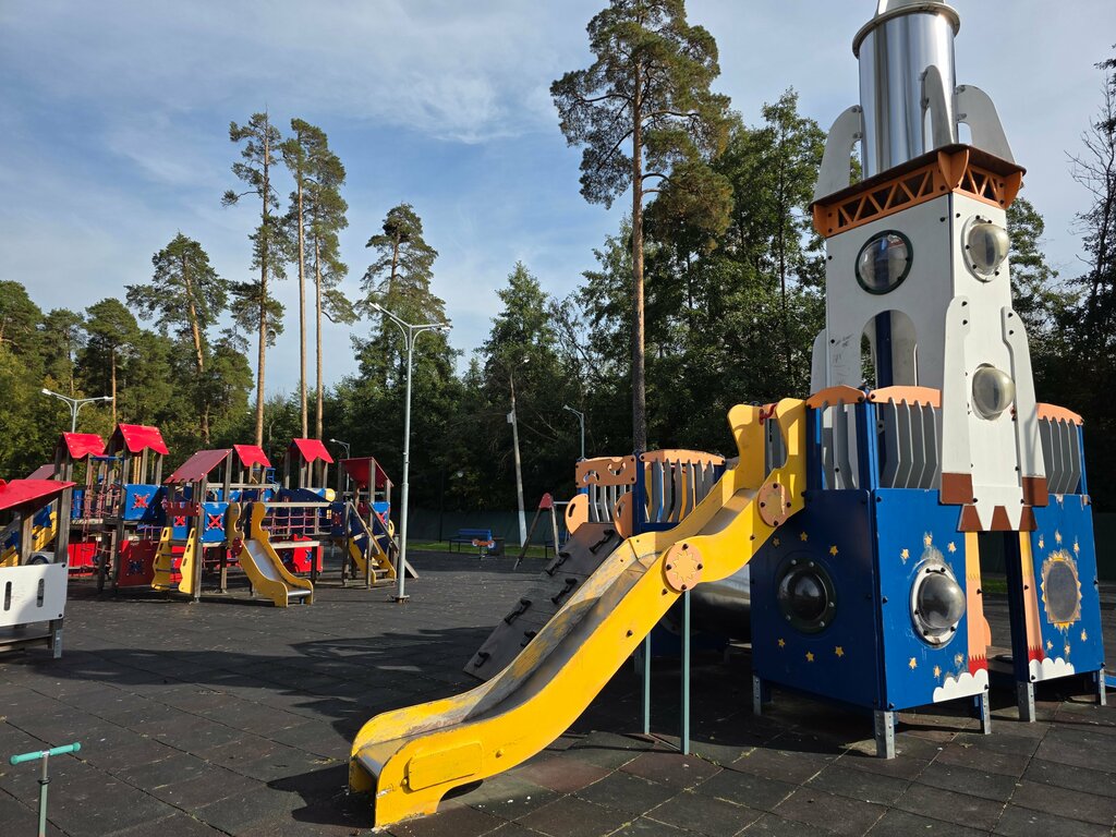 Oyun alanı Playground, Şatura, foto