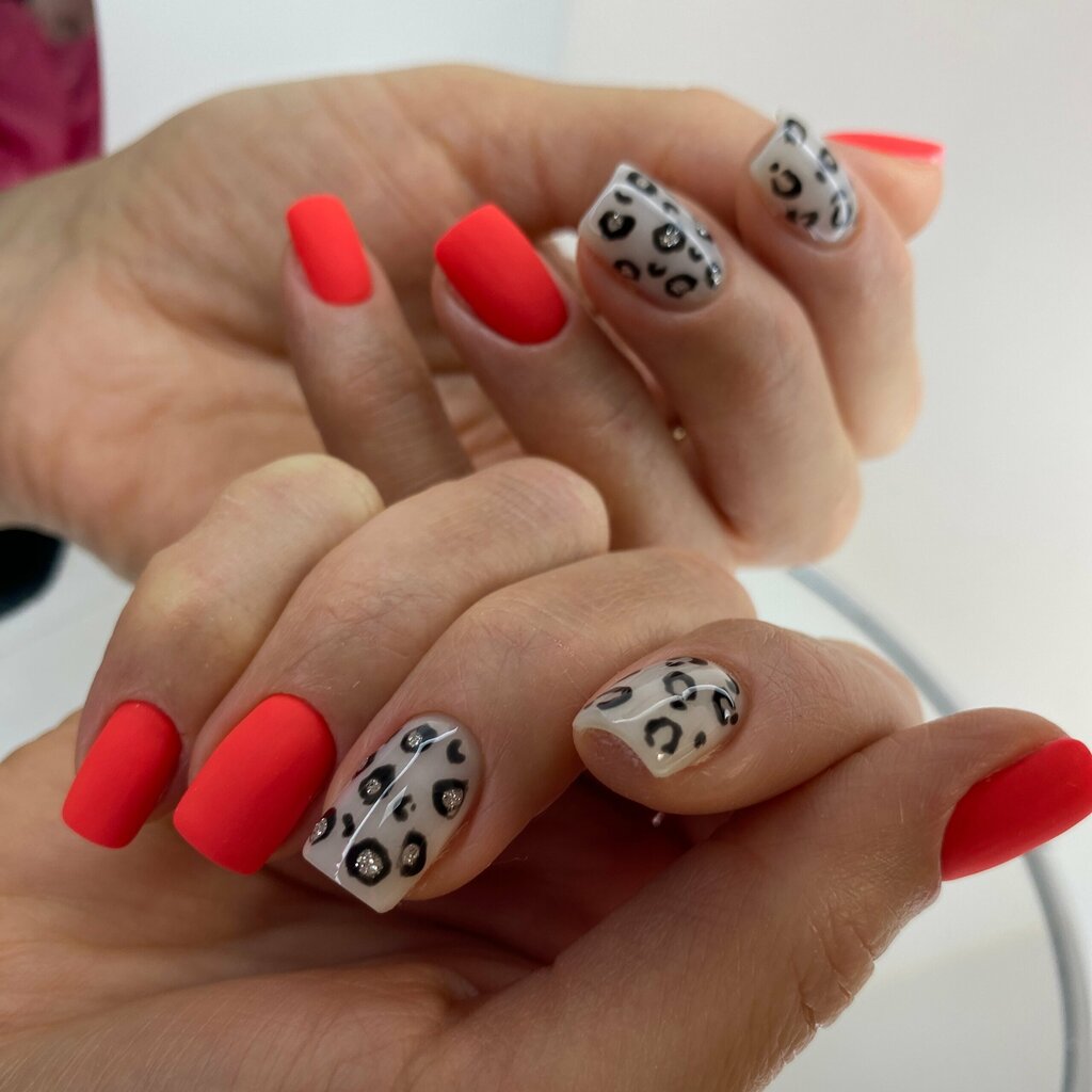 Manikür-pedikür Perfect Nails, Orel, foto