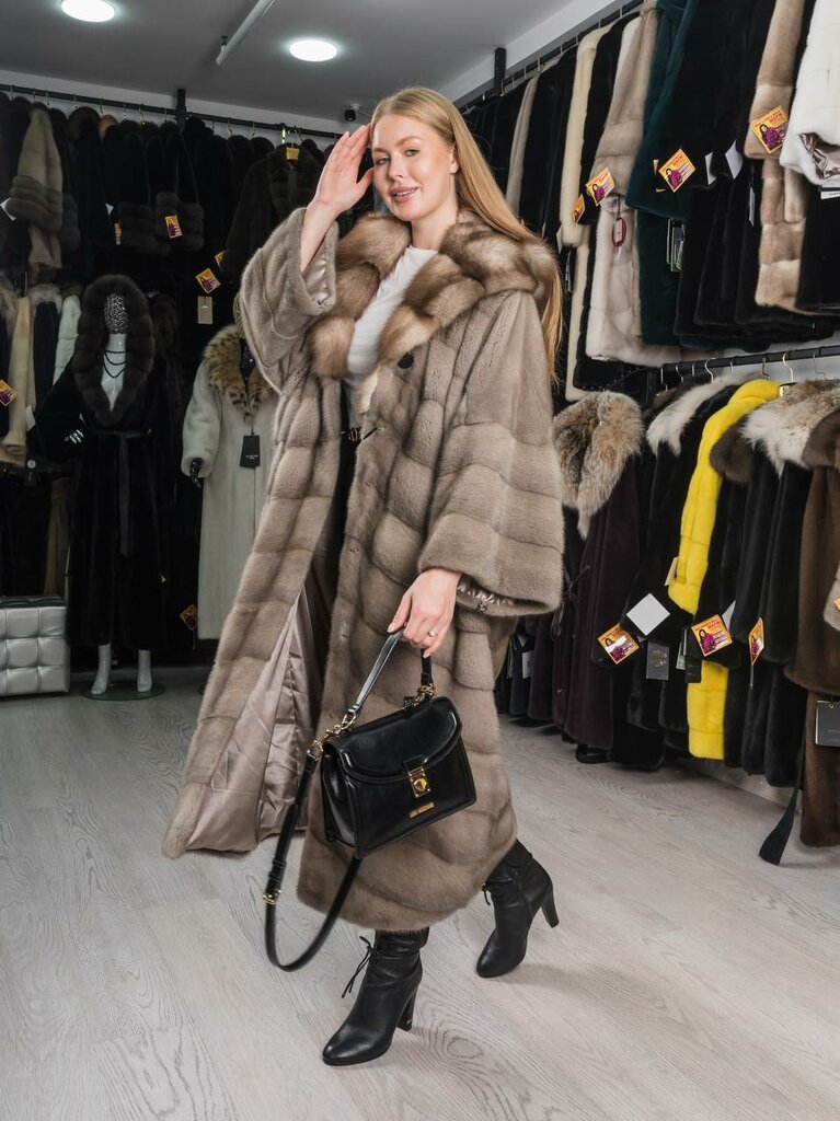 Kürk ve deri giyim mağazaları Charm. mexa, Moskova, foto