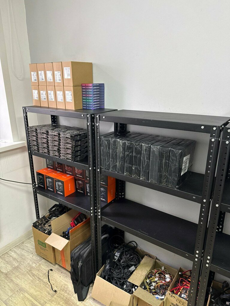 Bilgisayar teknik servisleri Eva PC, Engels, foto