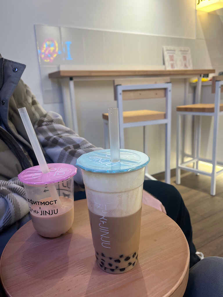 Kafe Jinju bubble tea, Moskova, foto