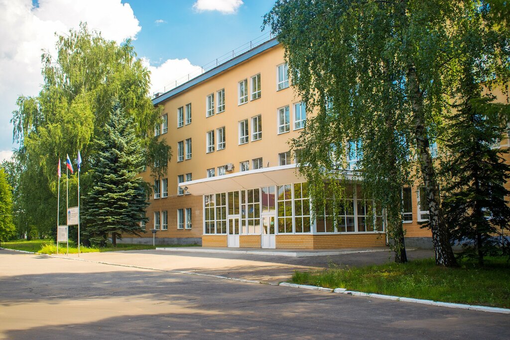 Üniversiteler Kovrovskaya gosudarstvennaya tekhnologicheskaya akademiya im. Degtyareva V. A., Kovrov, foto