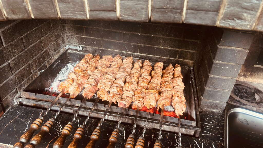 Kafe Шашлычный дворик, Çuvaşya, foto