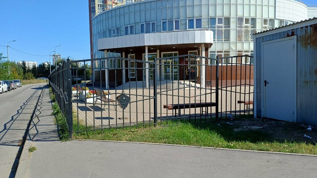 Spor okulları Манеж-центр, Lipetsk, foto