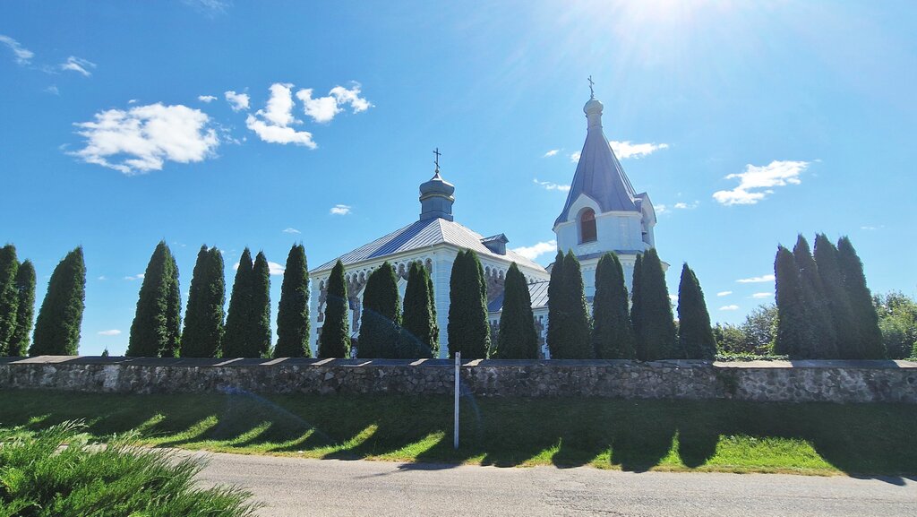 Ortodoks kiliseleri Church of the Intercession of Our Lady in Sabakincy, Grodnenskaya oblastı, foto
