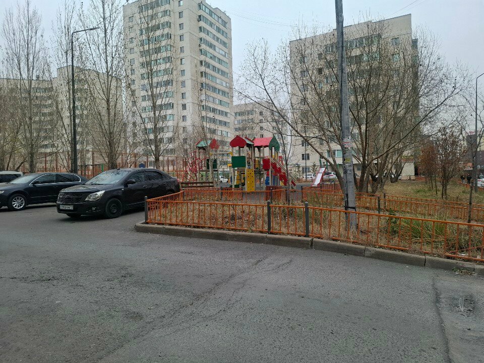 Oyun alanı Playground, Astana, foto