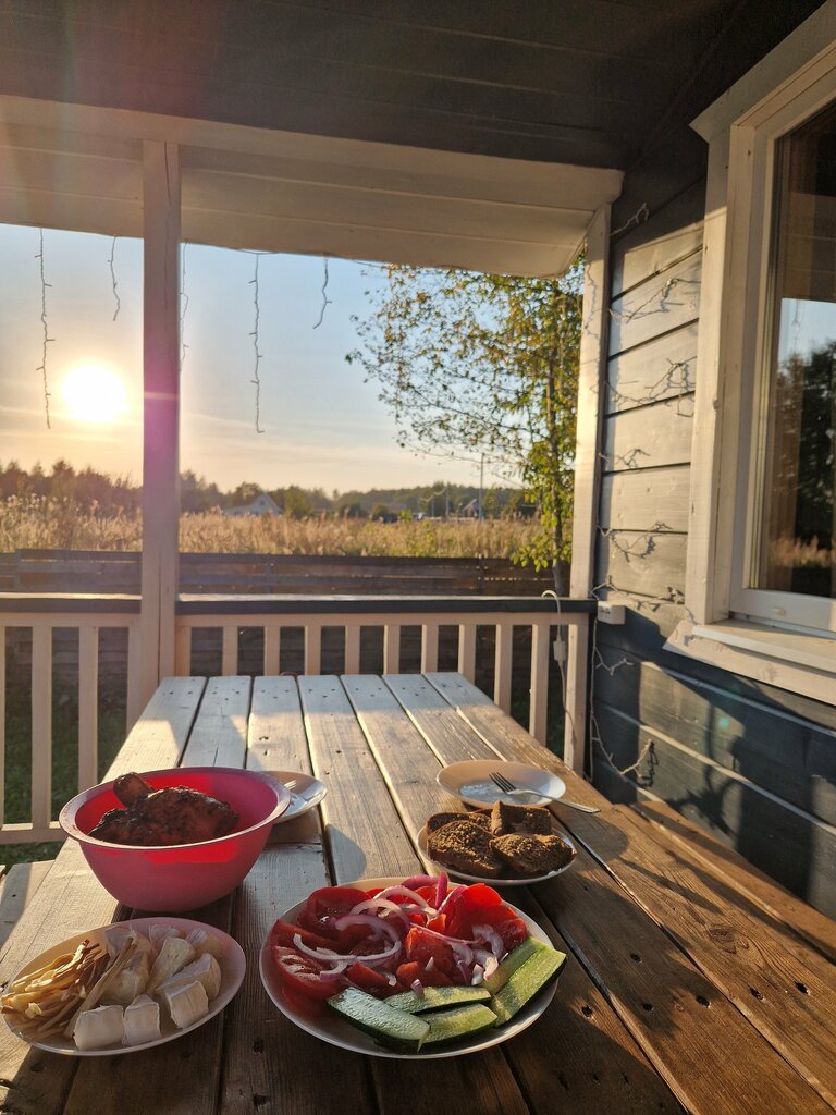 Otel 7Nights Коттедж в деревне Красная, Yaroslavskaya oblastı, foto