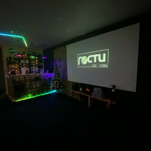 Oyun salonları Гости, Eniseysk, foto