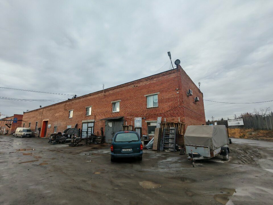 Hadde metal üretim ve satışı Instrumentalnyye stali, Yekaterinburg, foto